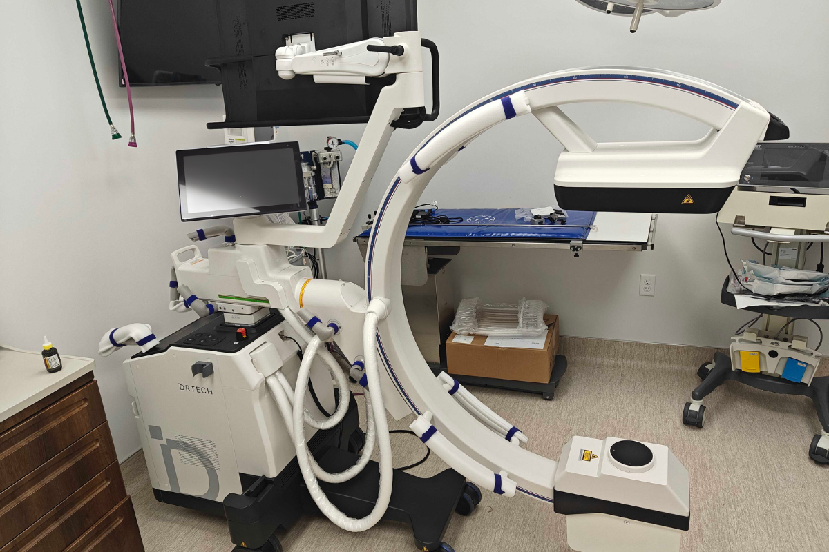 What Does a C-Arm Cost Include? - JayXray.com